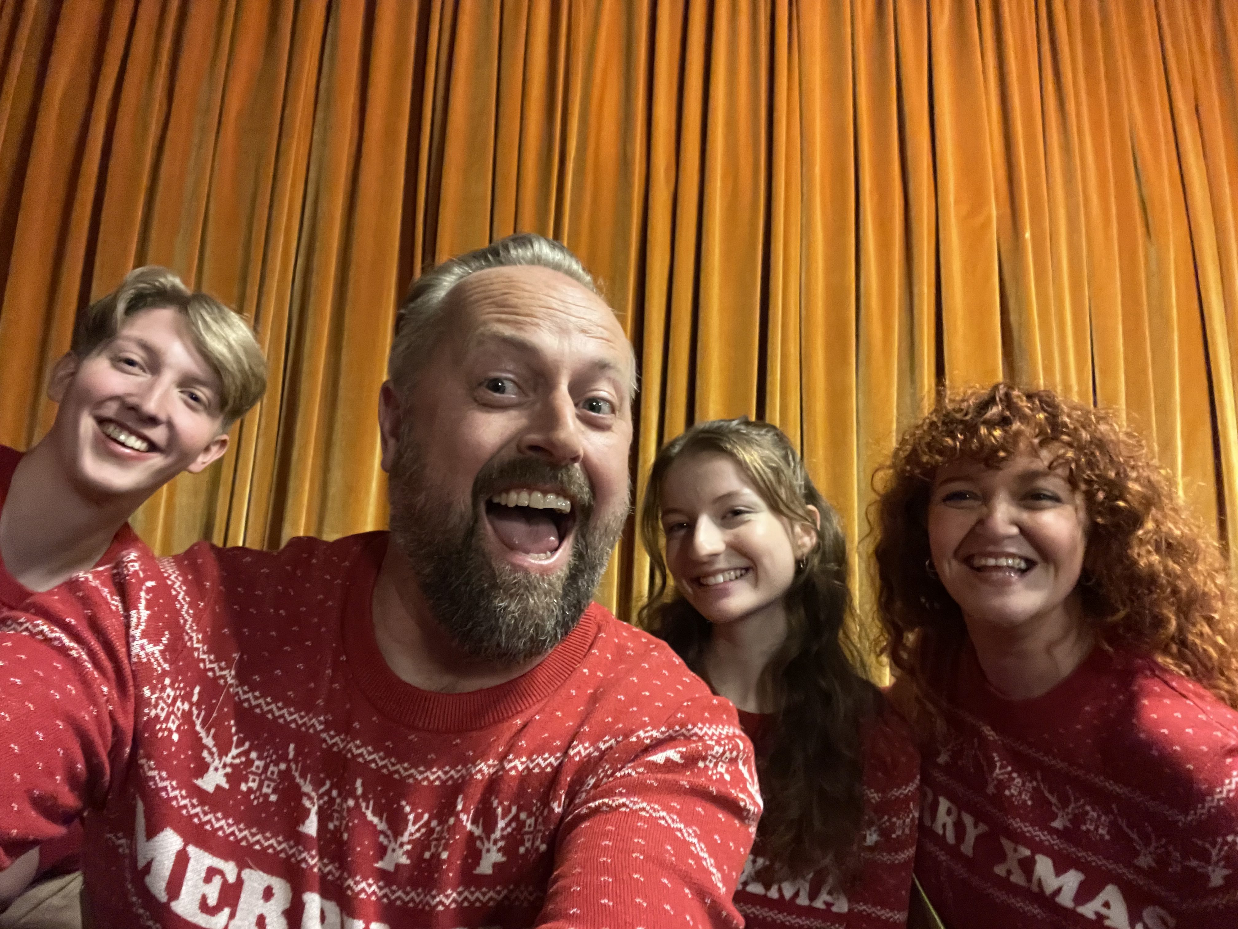 Stuart Simons – Welcome to Stuart Simons Website!